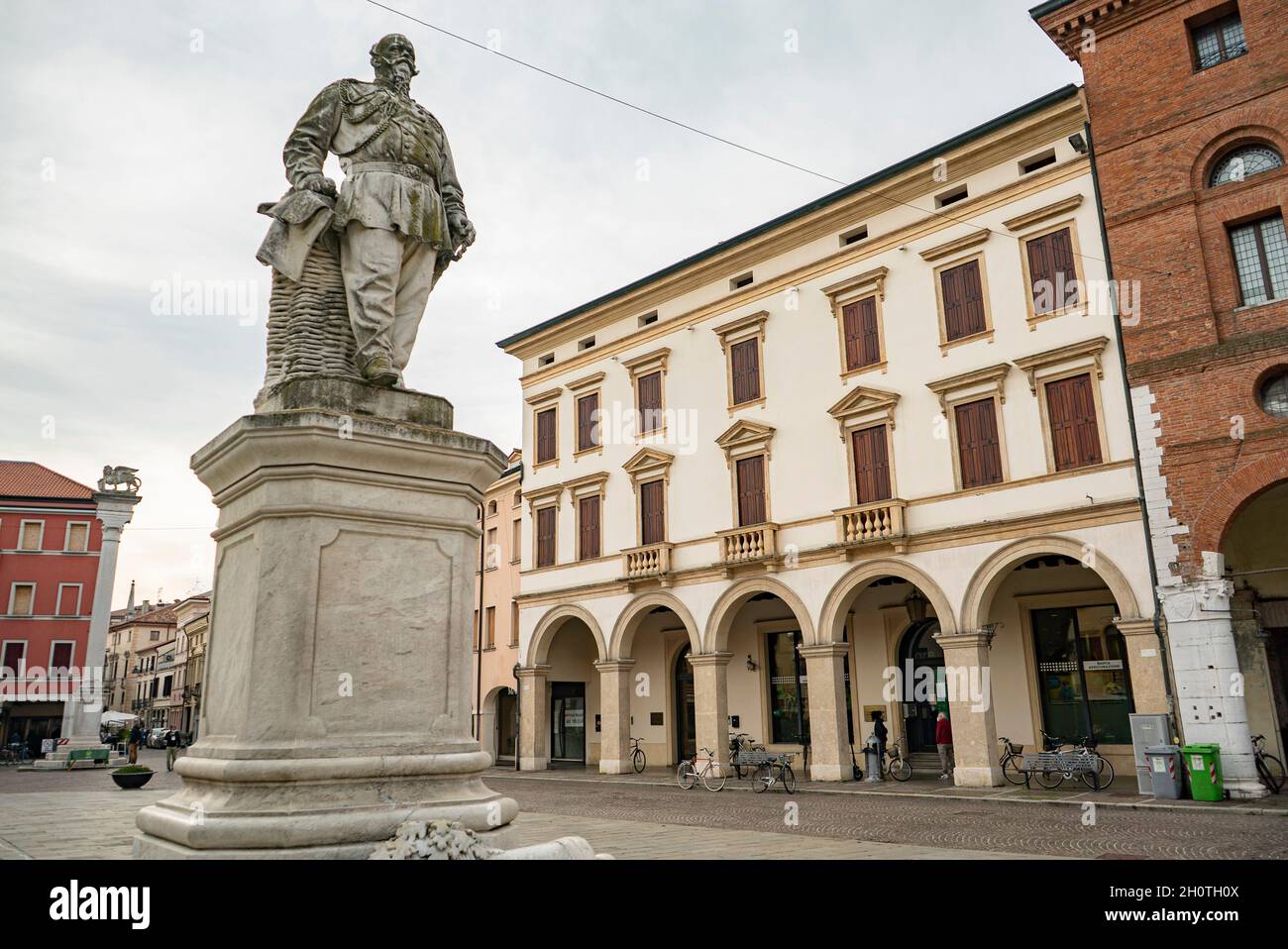 ROVIGO, ITALY 14 OCTOBER 2021: Giuseppe Garibaldi Square in Rovigo an ...