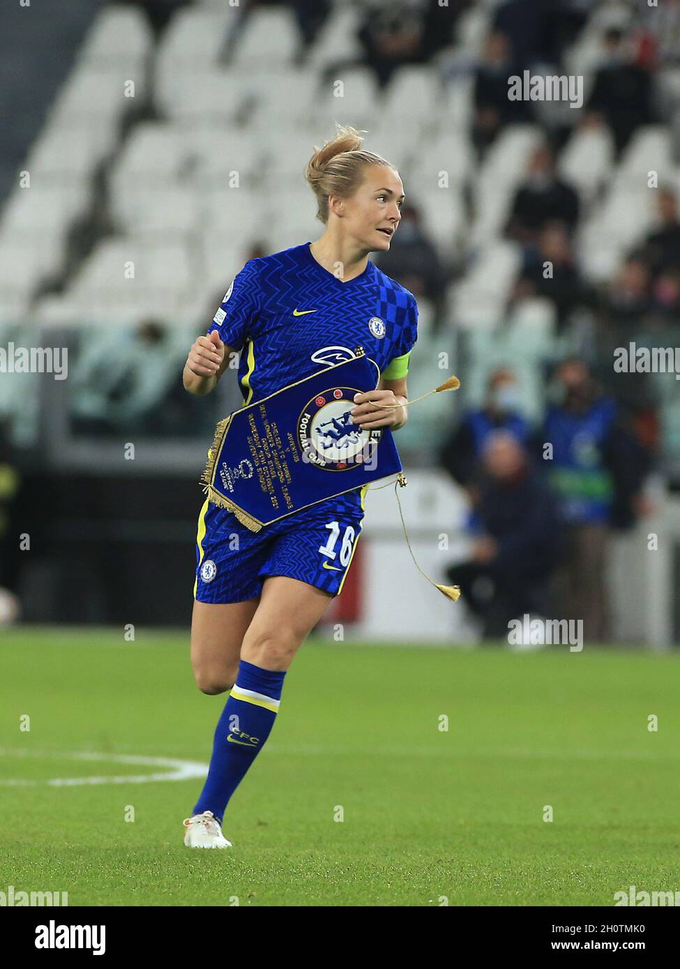 Chelsea women magdalena eriksson hi-res stock photography and images ...