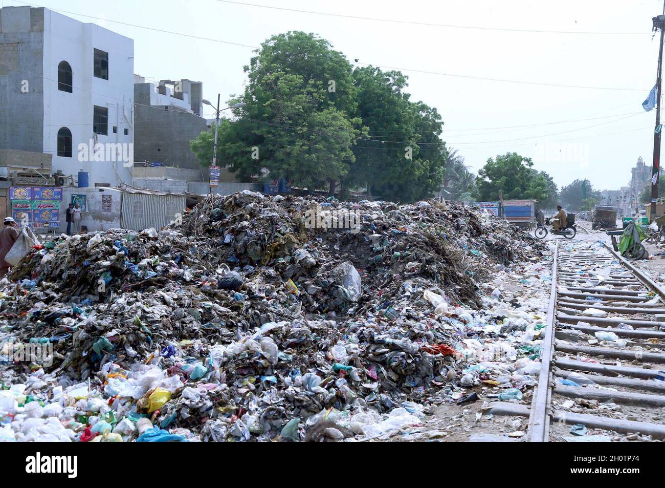 View of huge heap of garbage creating problems for commuter, causing ...