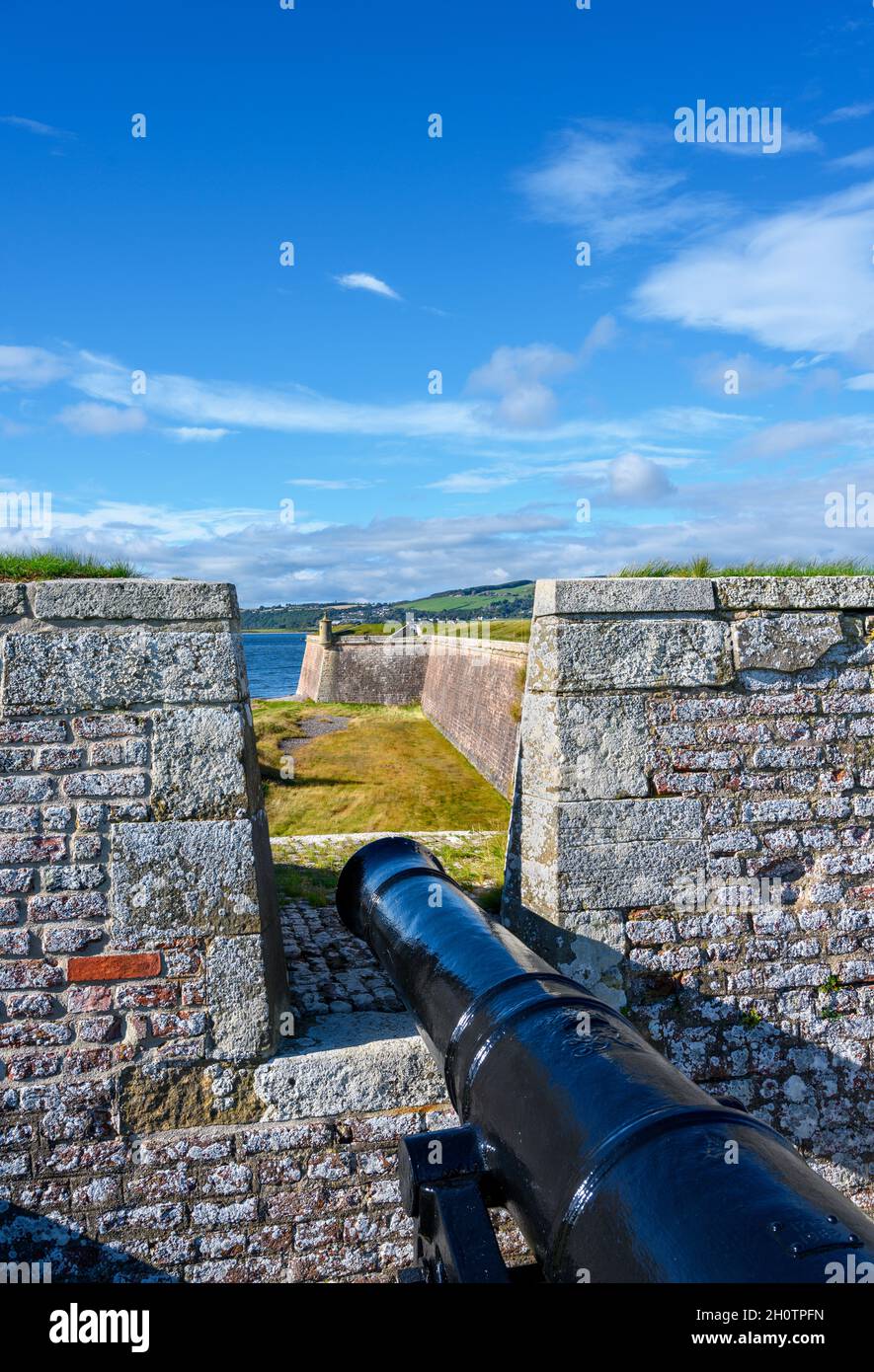 Guns on the battlements at Fort George looking over the Moray Firth ...