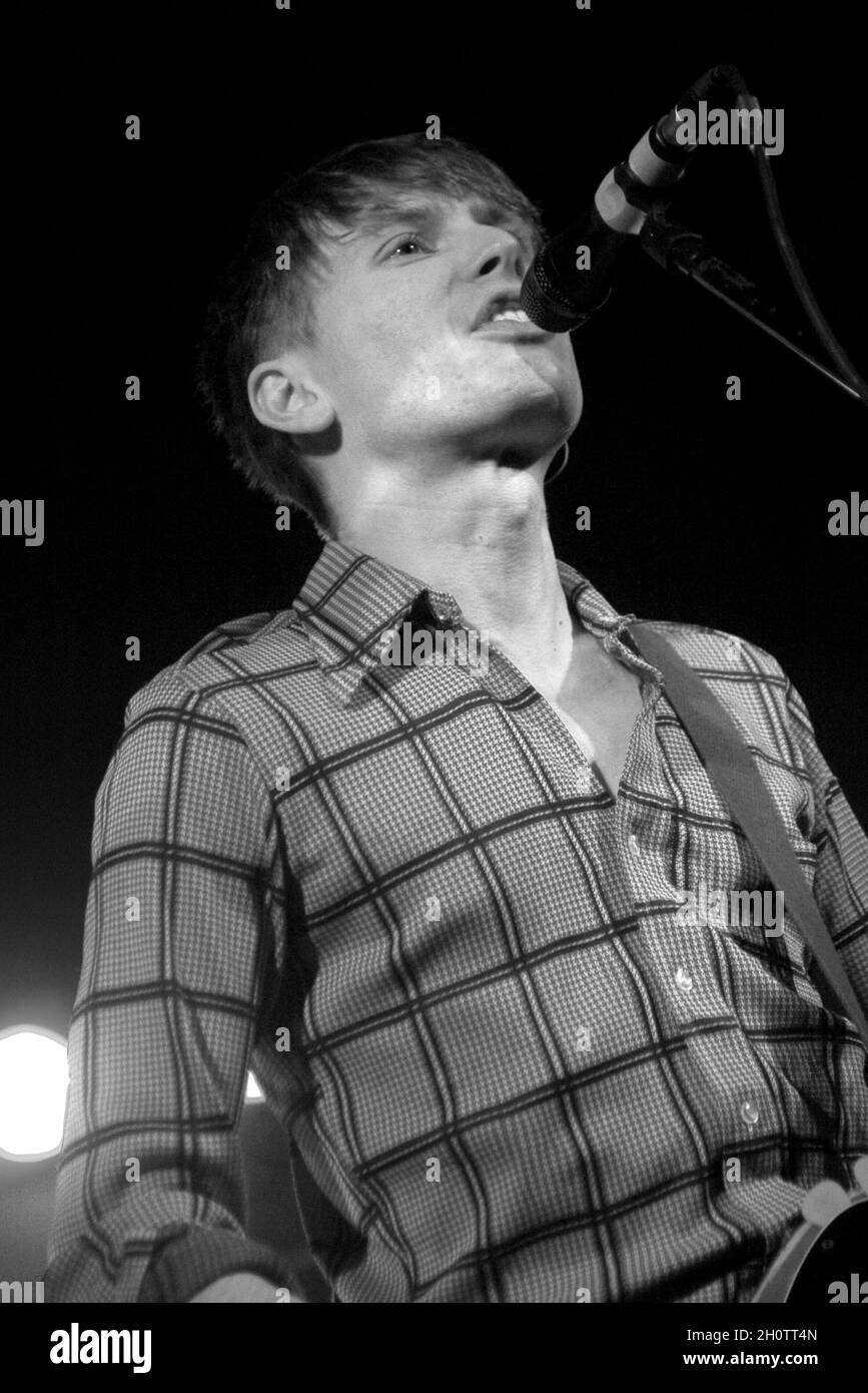 Milan Italy 2004-03-12 : live concert of the Franz Ferdinand at the ...