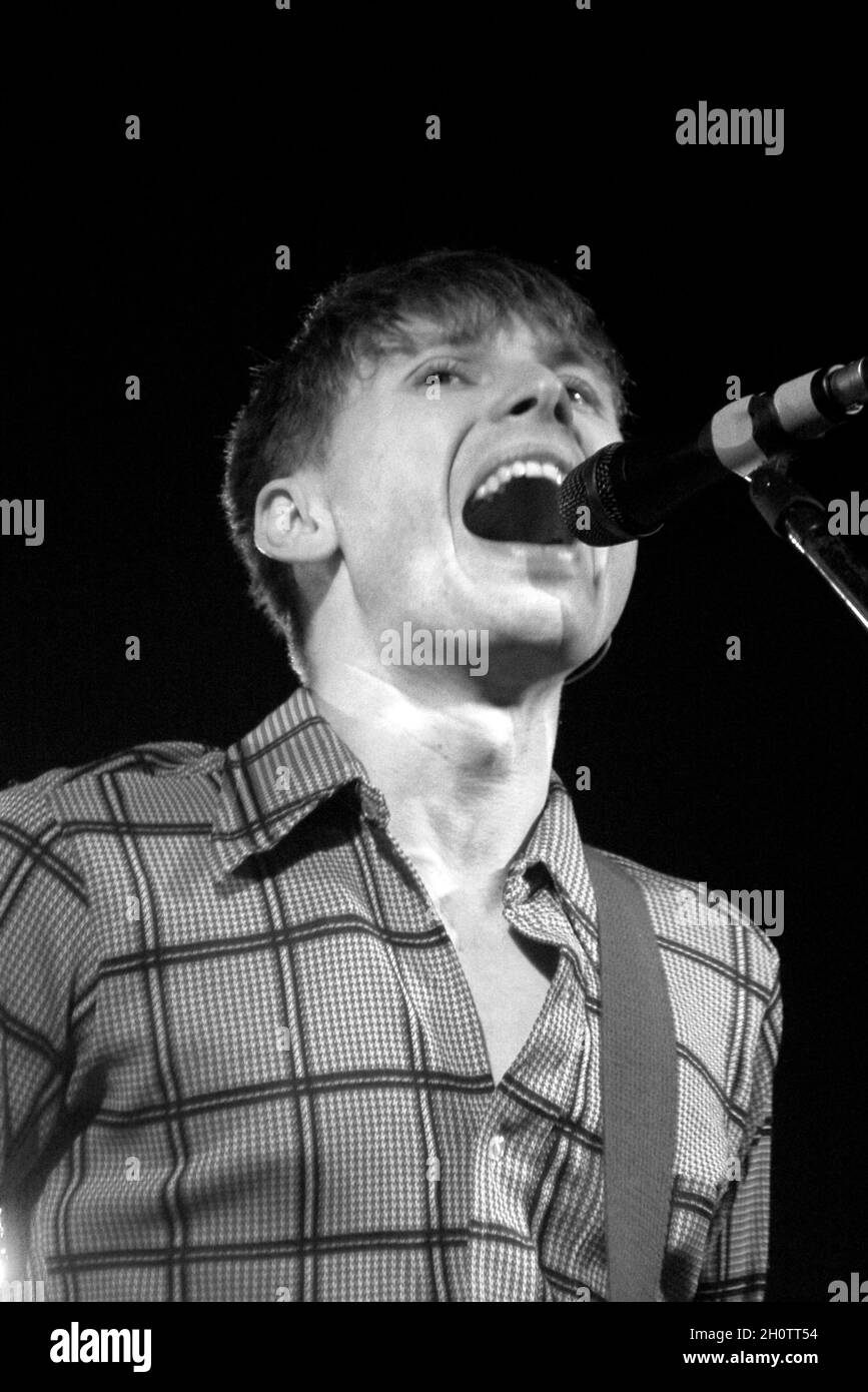 Milan Italy 2004-03-12 : live concert of the Franz Ferdinand at the ...