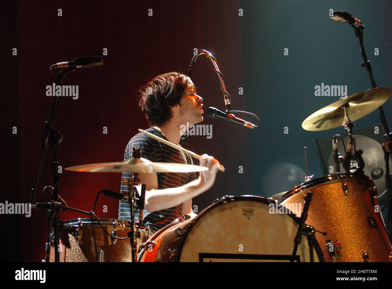 Franz ferdinand drummer paul thomson hi-res stock photography and ...