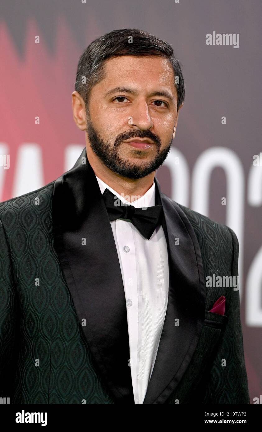 Ash tandon hi-res stock photography and images - Alamy