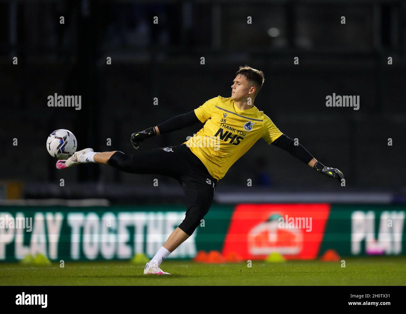 Bristol, UK. 13th Oct, 2021. Goalkeeper Jed Ward of Bristol Rovers pre ...