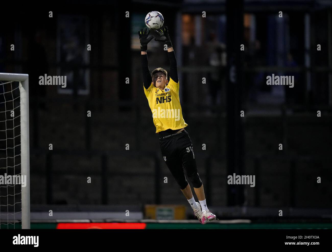 Bristol, UK. 13th Oct, 2021. Goalkeeper Jed Ward of Bristol Rovers pre ...