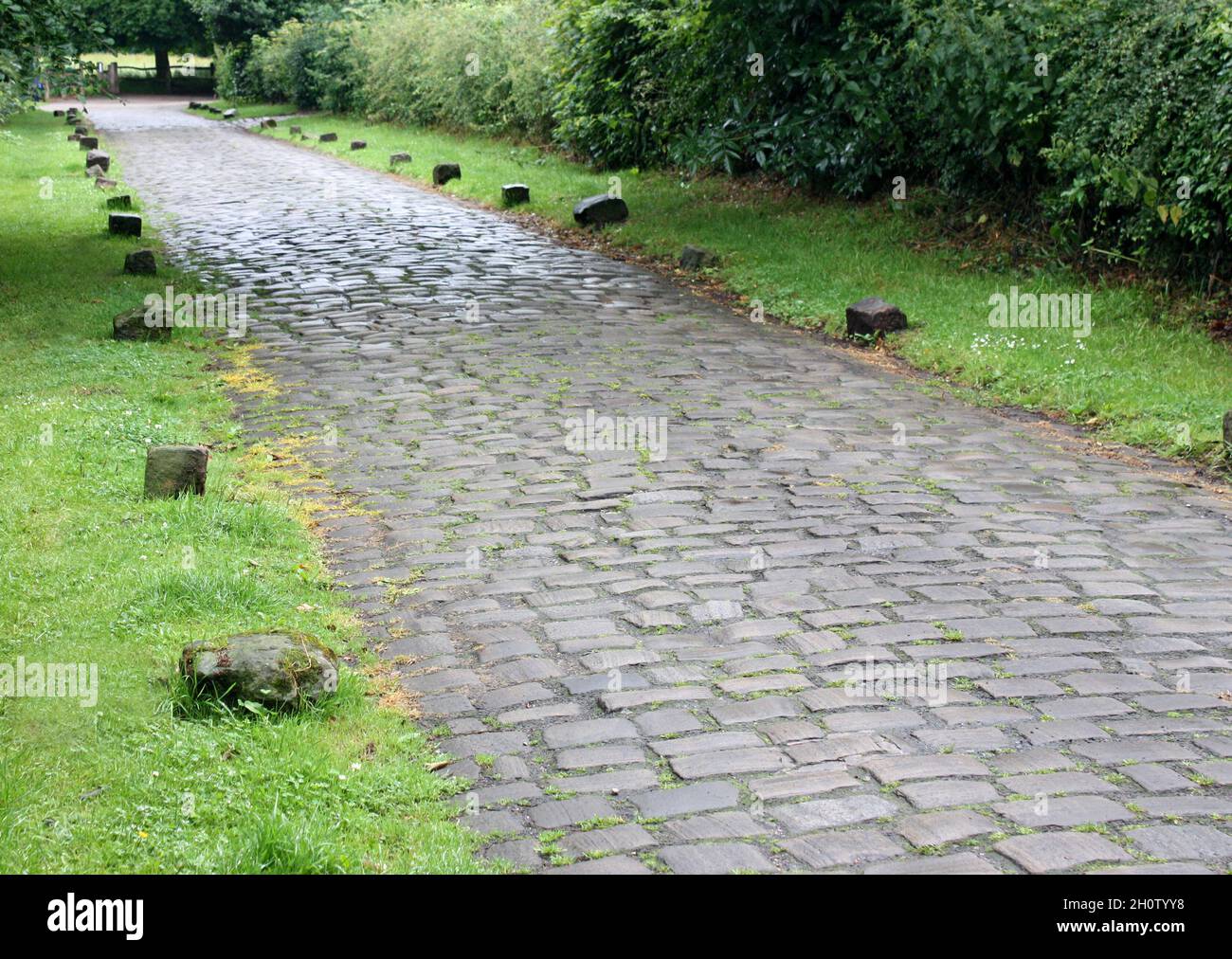 A Traditional Rural Country Stone Cobbled Lane Stock Photo - Alamy