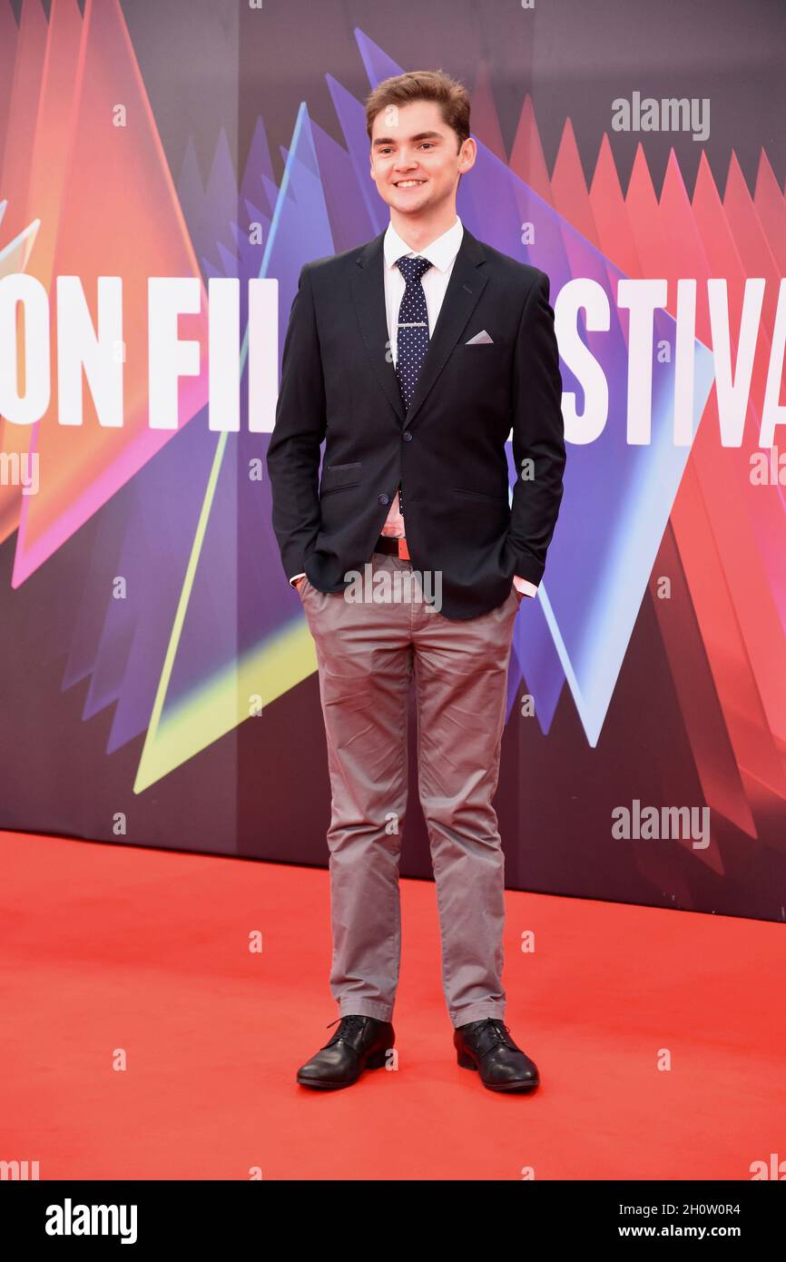 Henry bird bake off hi-res stock photography and images - Alamy