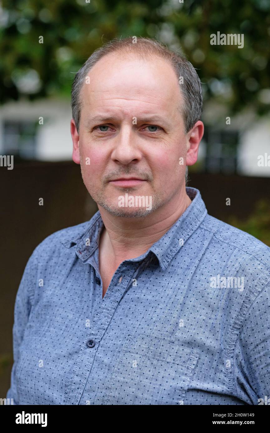 2021 sales hi-res stock photography and images - Alamy