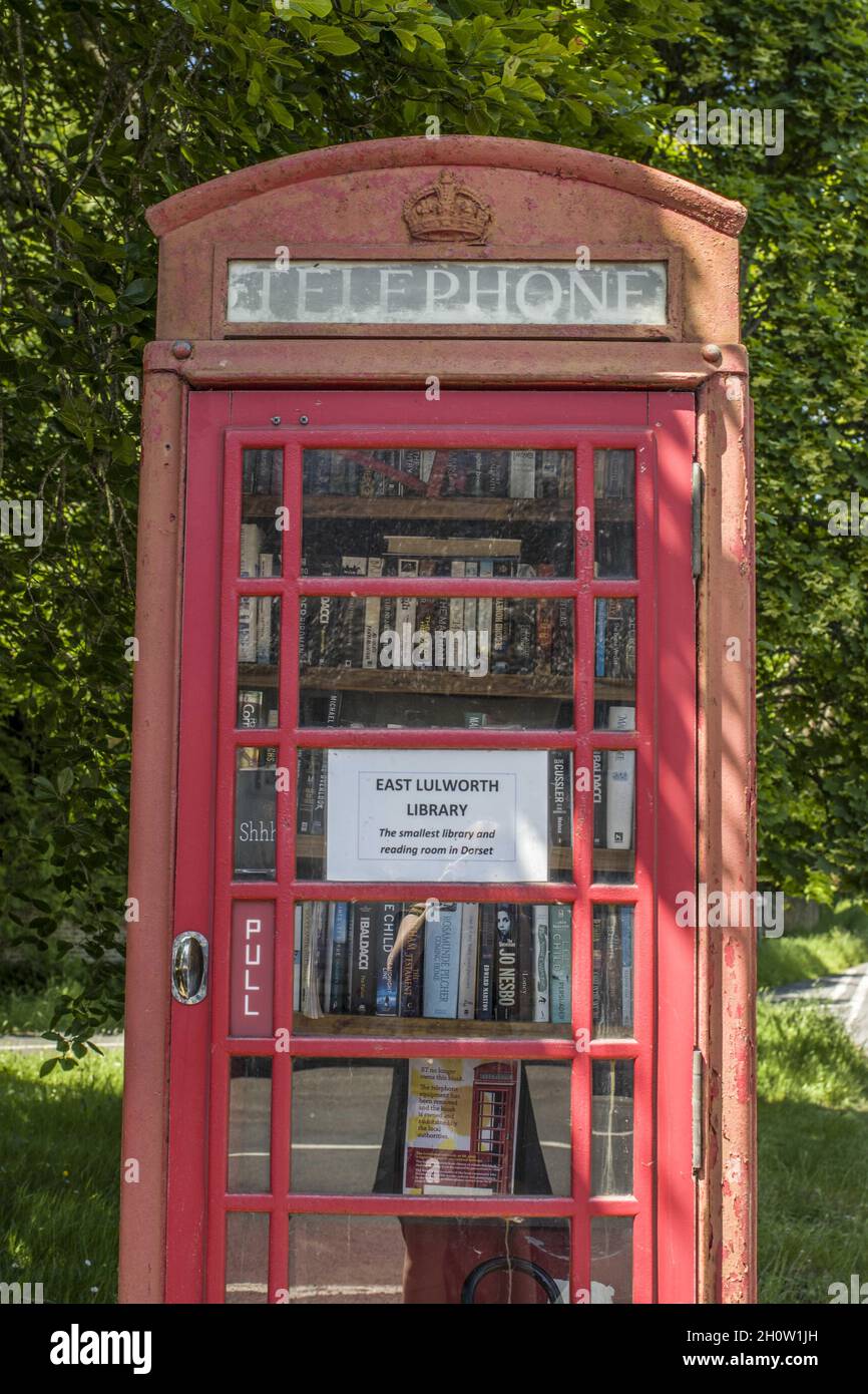 Books inside box hi-res stock photography and images - Alamy