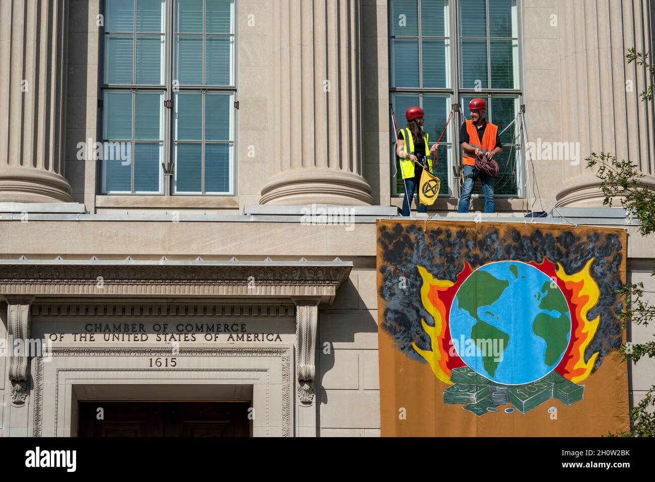 Washington, DC, USA. 14th Oct, 2021: Members of Extinction Rebellion ...