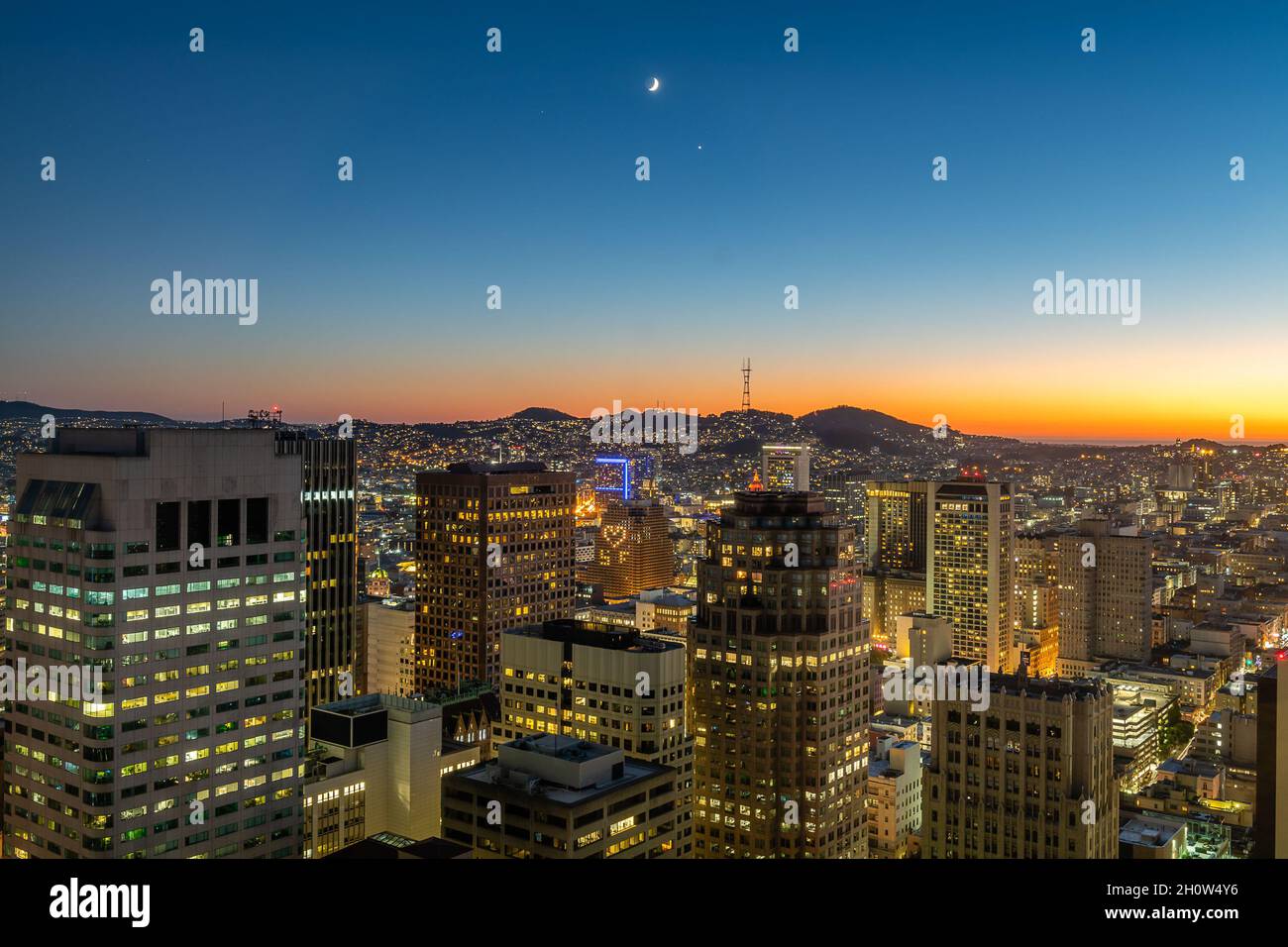 Downtown san francisco twilight hi-res stock photography and images - Alamy