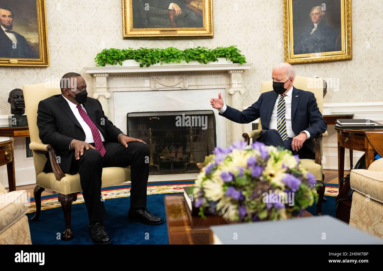President Joe Biden meets with Uhuru Kenyatta, President of the ...