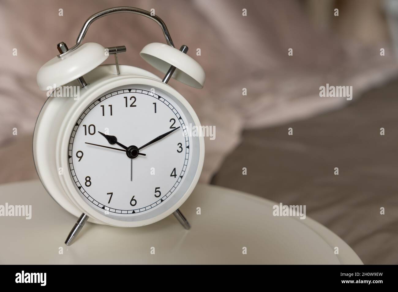 Daylight savings time bed hi-res stock photography and images - Alamy