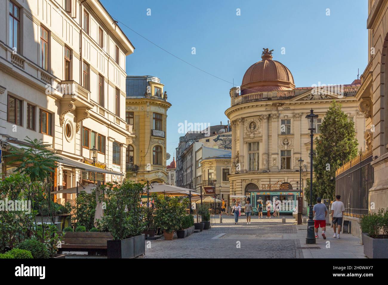 BUCHAREST, ROMANIA - AUGUST 16, 2021: Typical street and buiding at ...