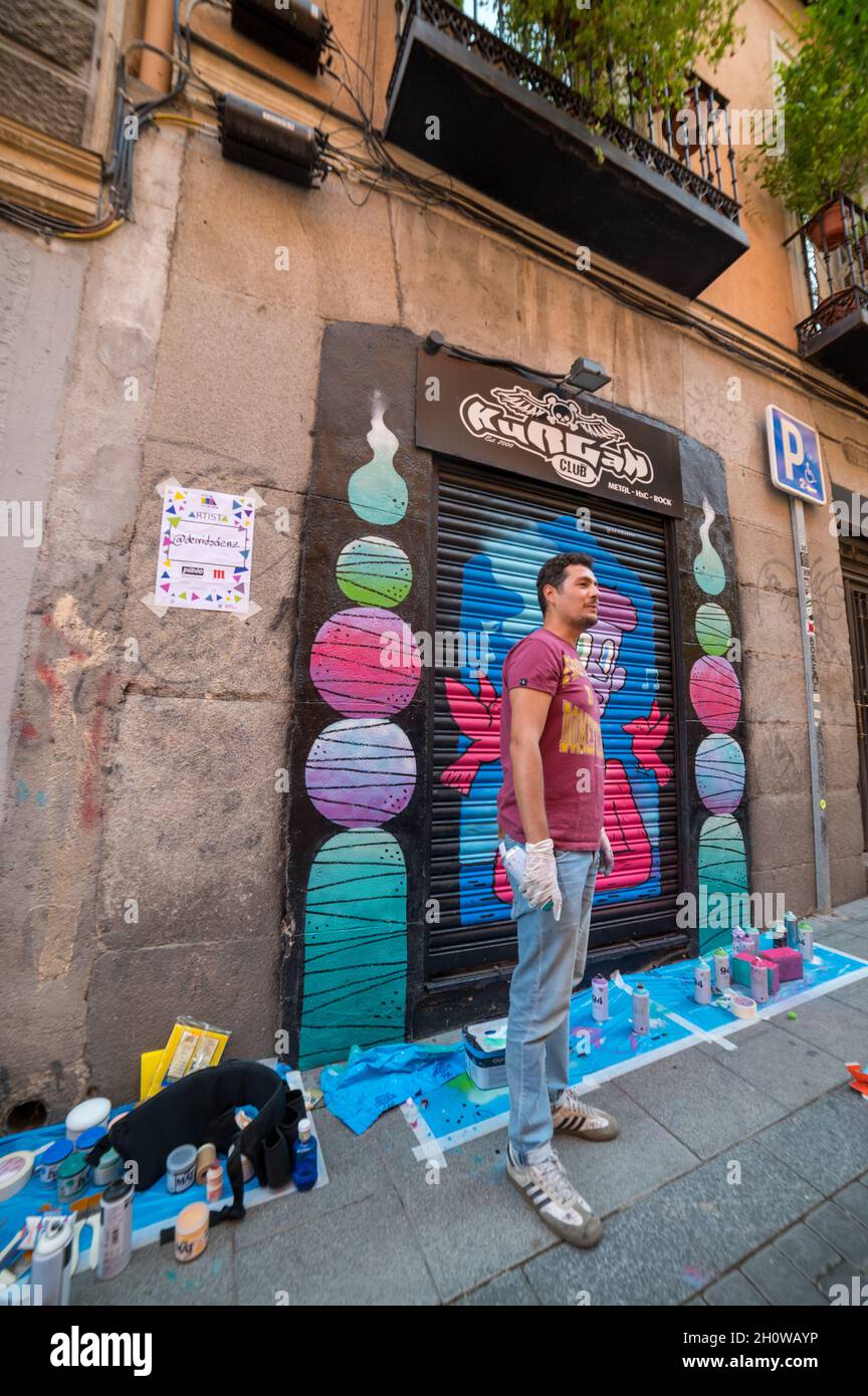 Pinta malasana 2021 hi-res stock photography and images - Alamy