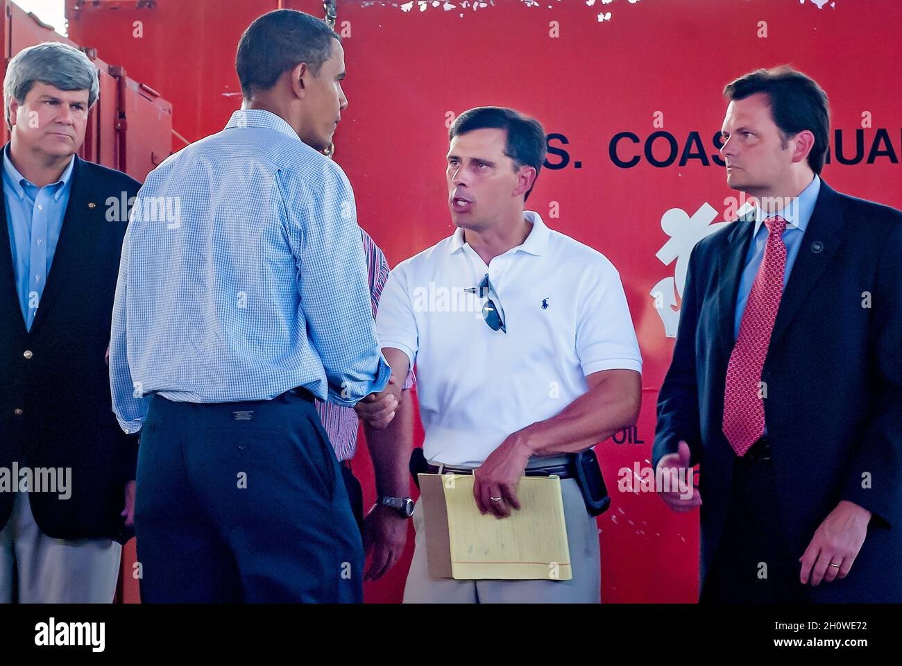 President Barack Obama meets Alabama officials after a press conference ...