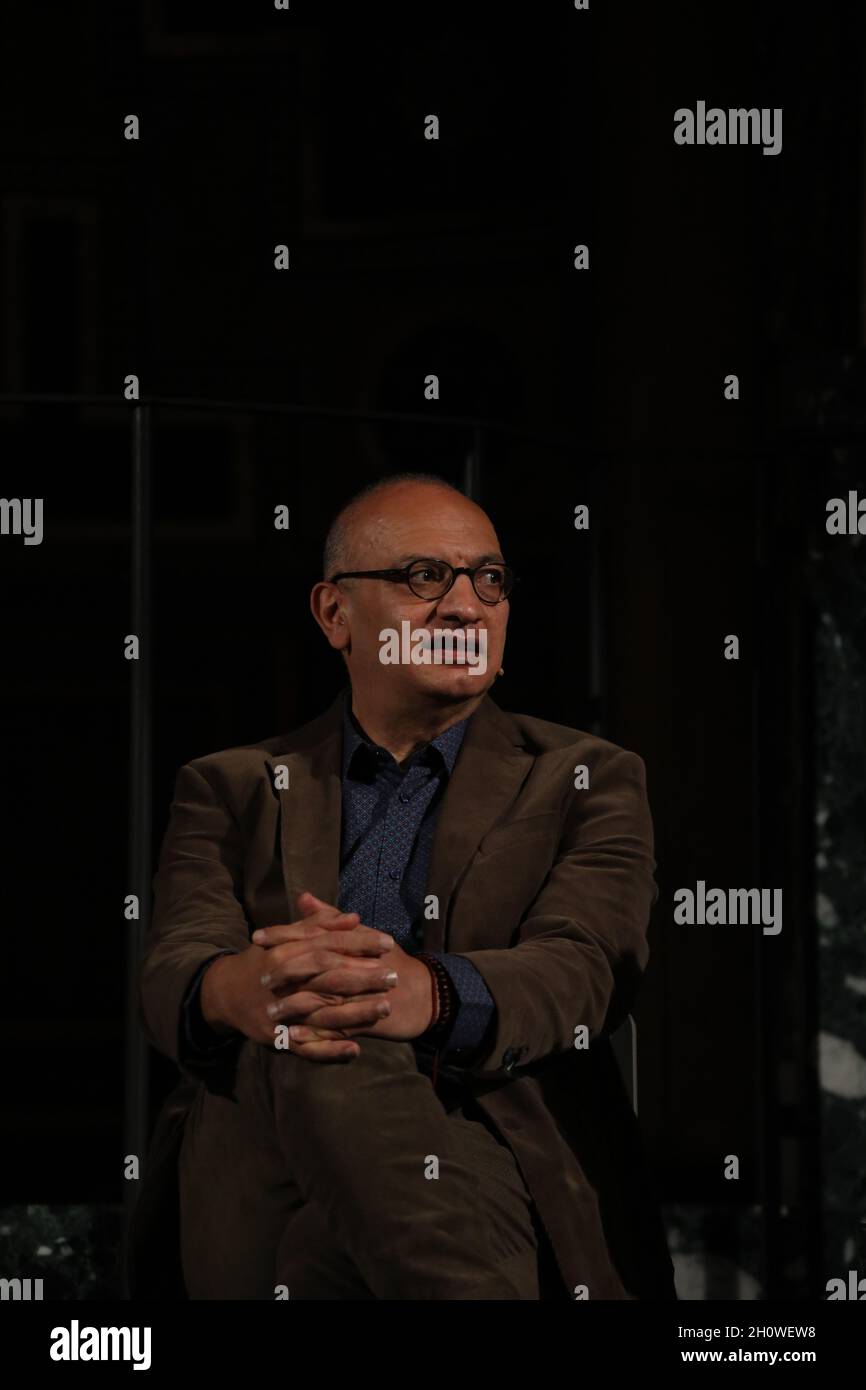 Prof. Dr. Omar Kamil, Politikwissenschaftler und Historiker an der ...