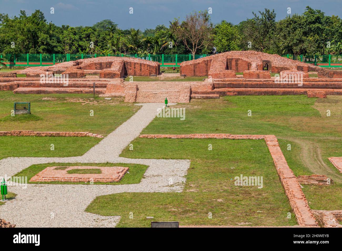 Somapuri Vihara Somapura Mahavihara , ruins of Buddhist monastic ...