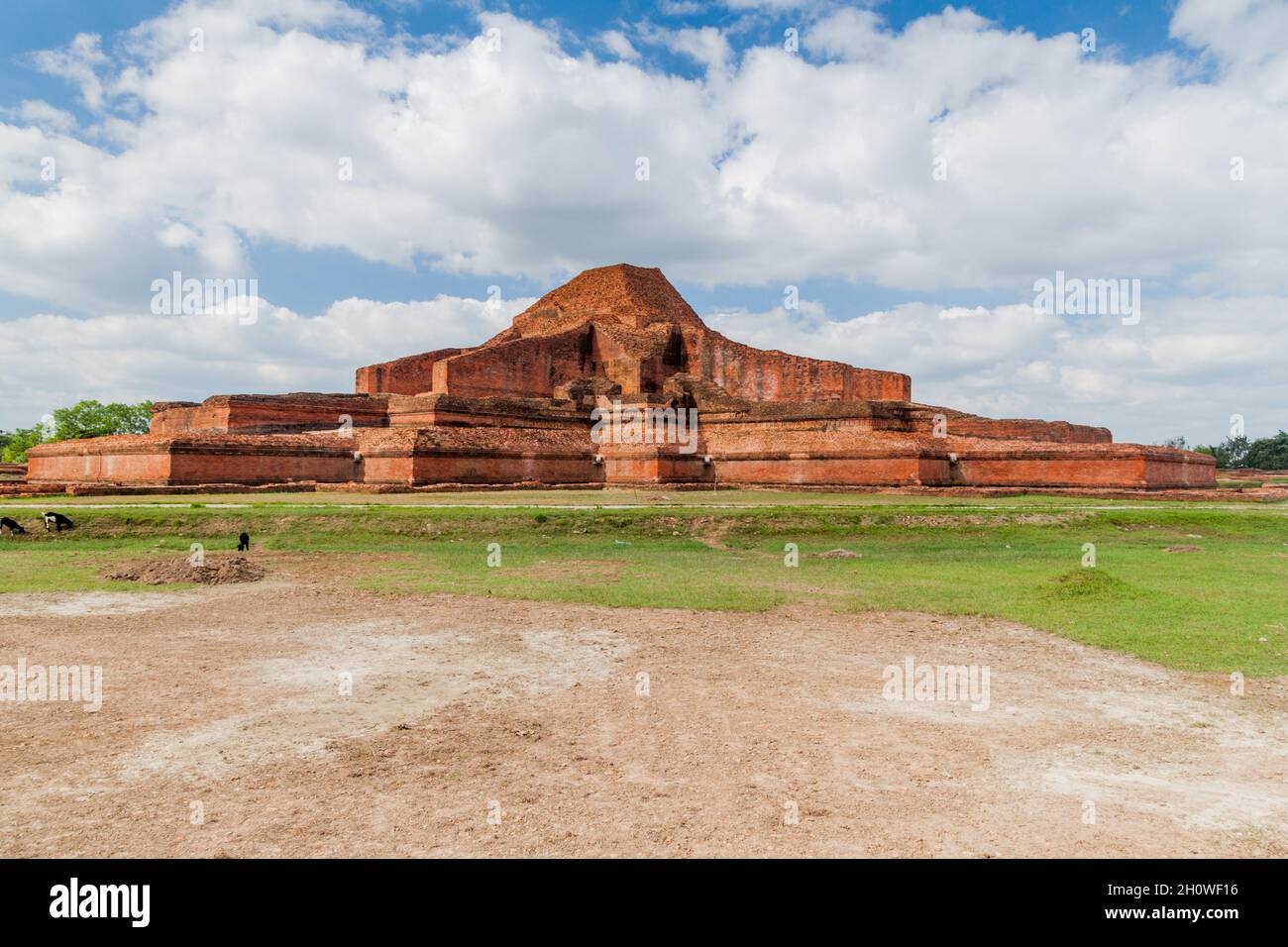 Somapuri Vihara Somapura Mahavihara , ruins of Buddhist monastic ...