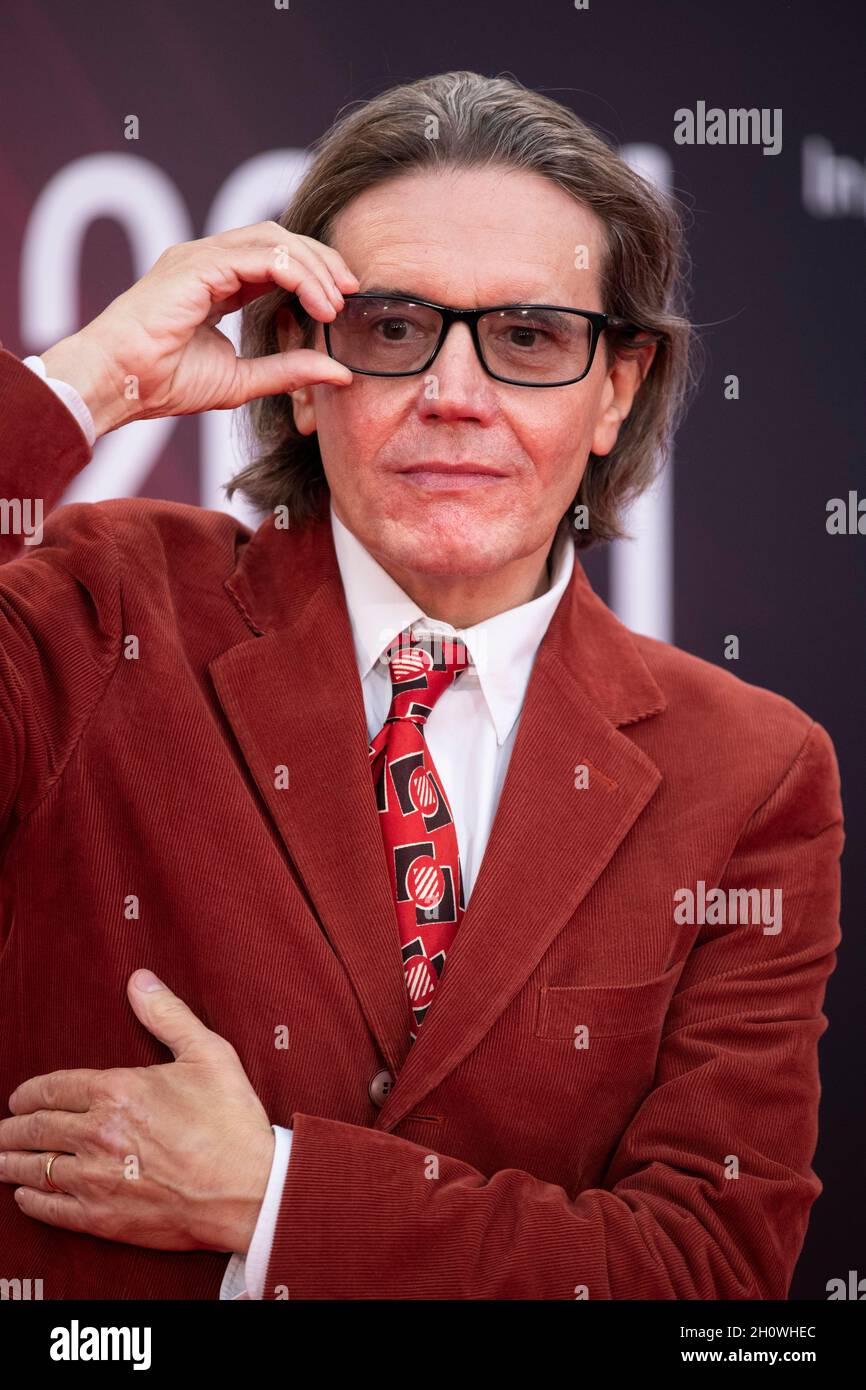 Director stephen woolley hi-res stock photography and images - Alamy