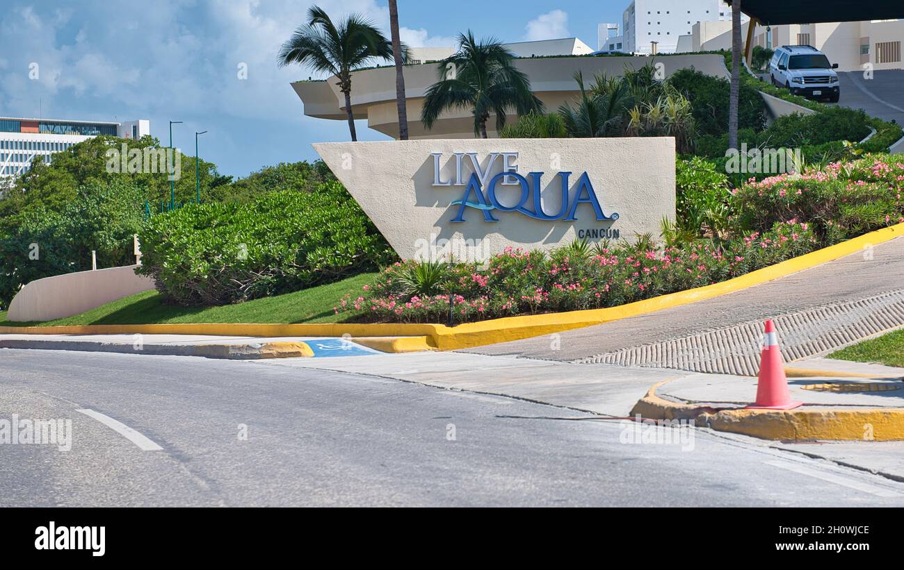 Hotel resort cancun mexico hi-res stock photography and images - Alamy