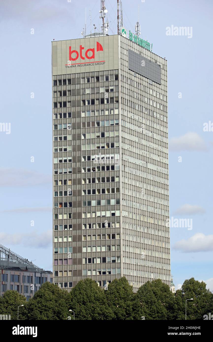 High rise building group hi-res stock photography and images - Alamy