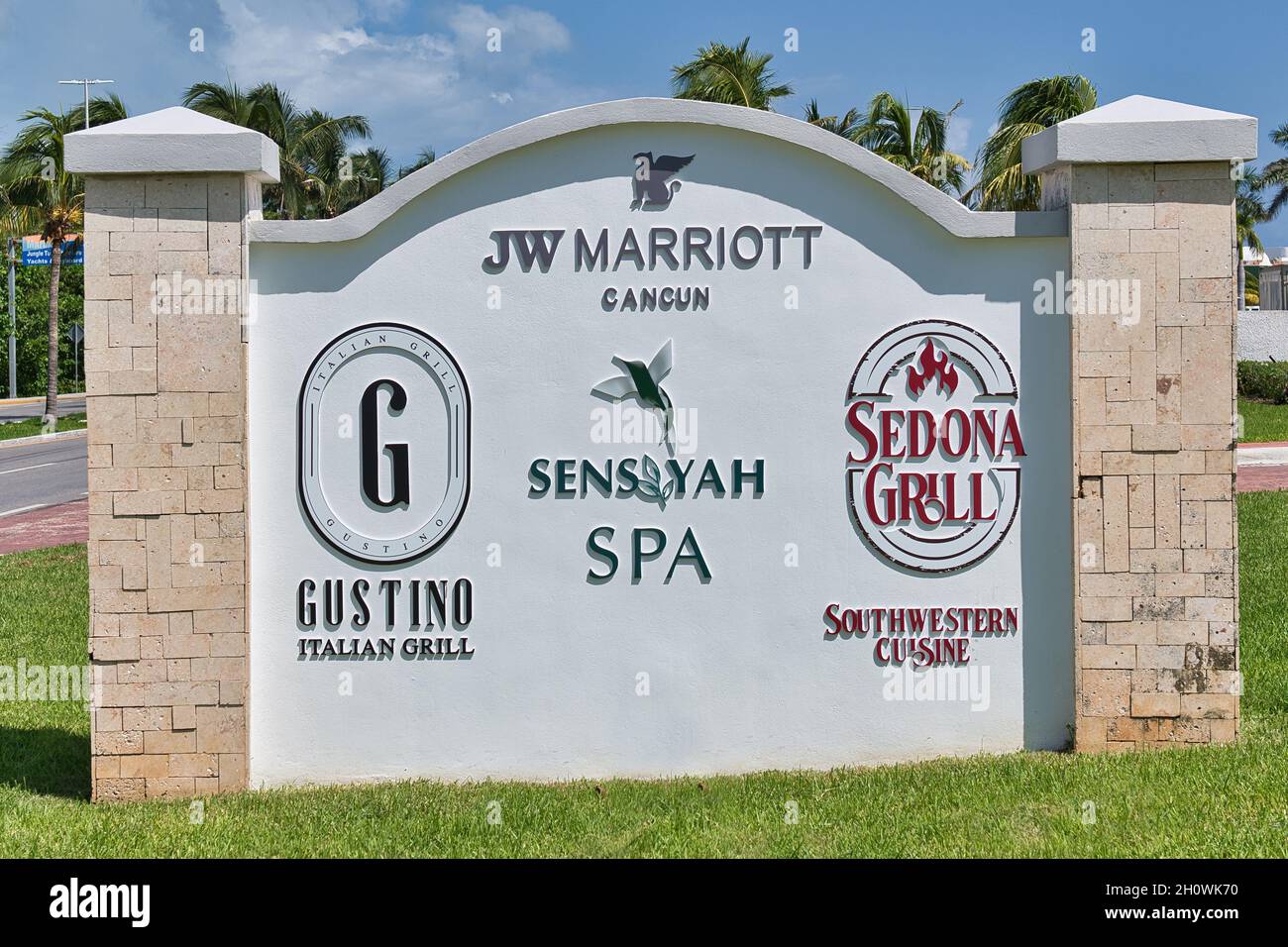 Entrance sign to JW Marriott Cancun, Mexico, 2021 Stock Photo - Alamy