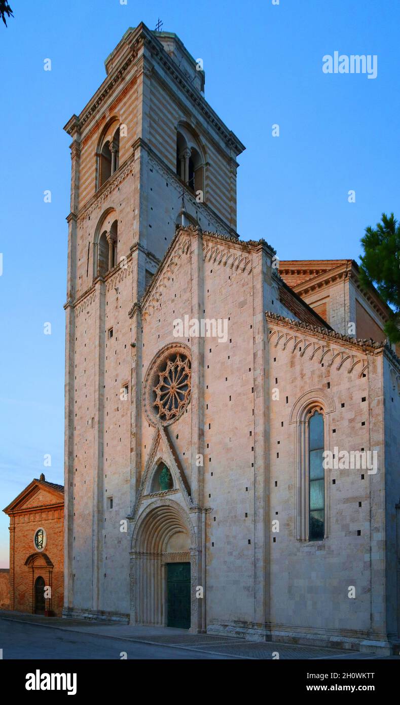 Fermo virgin hi-res stock photography and images - Alamy