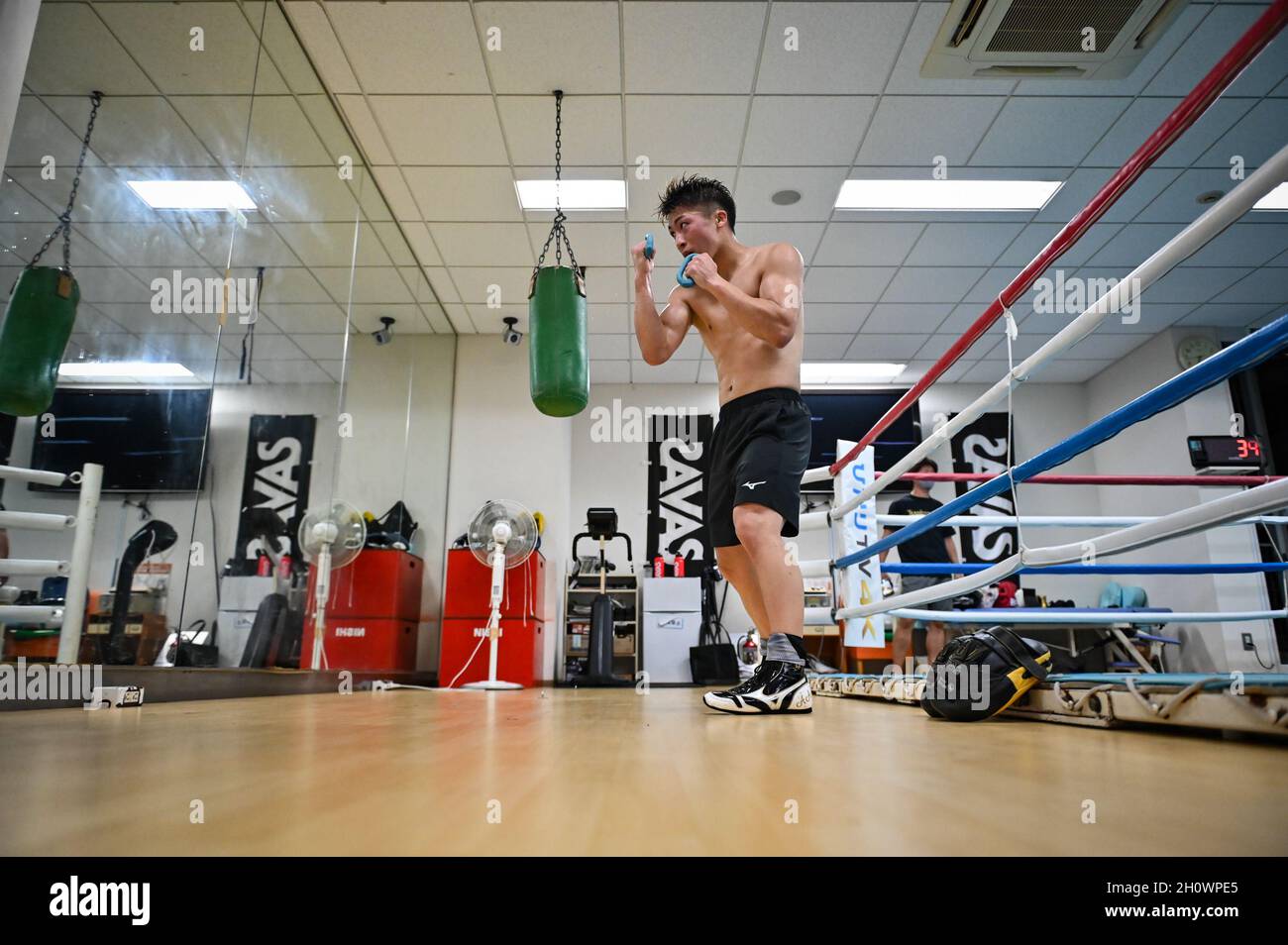 Yokohama, Kanagawa, Japan. 12th Oct, 2021. Naoya Inoue (JPN) Boxing ...