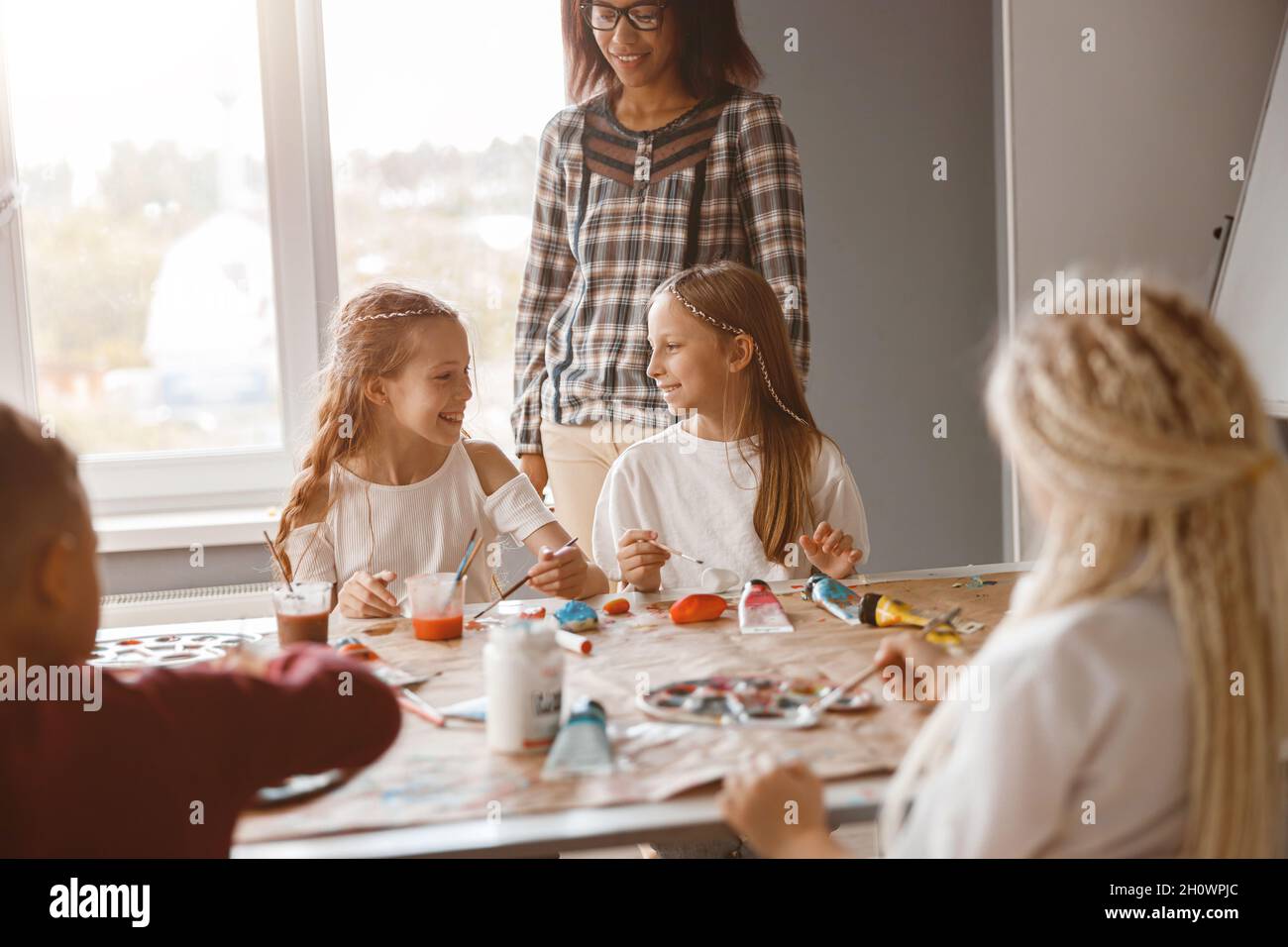 Making new paint colors hi-res stock photography and images - Alamy