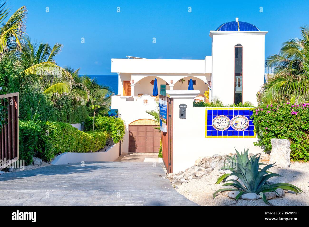 Architecture of a building exterior, Isla Mujeres, Mexico, 2021 Stock ...