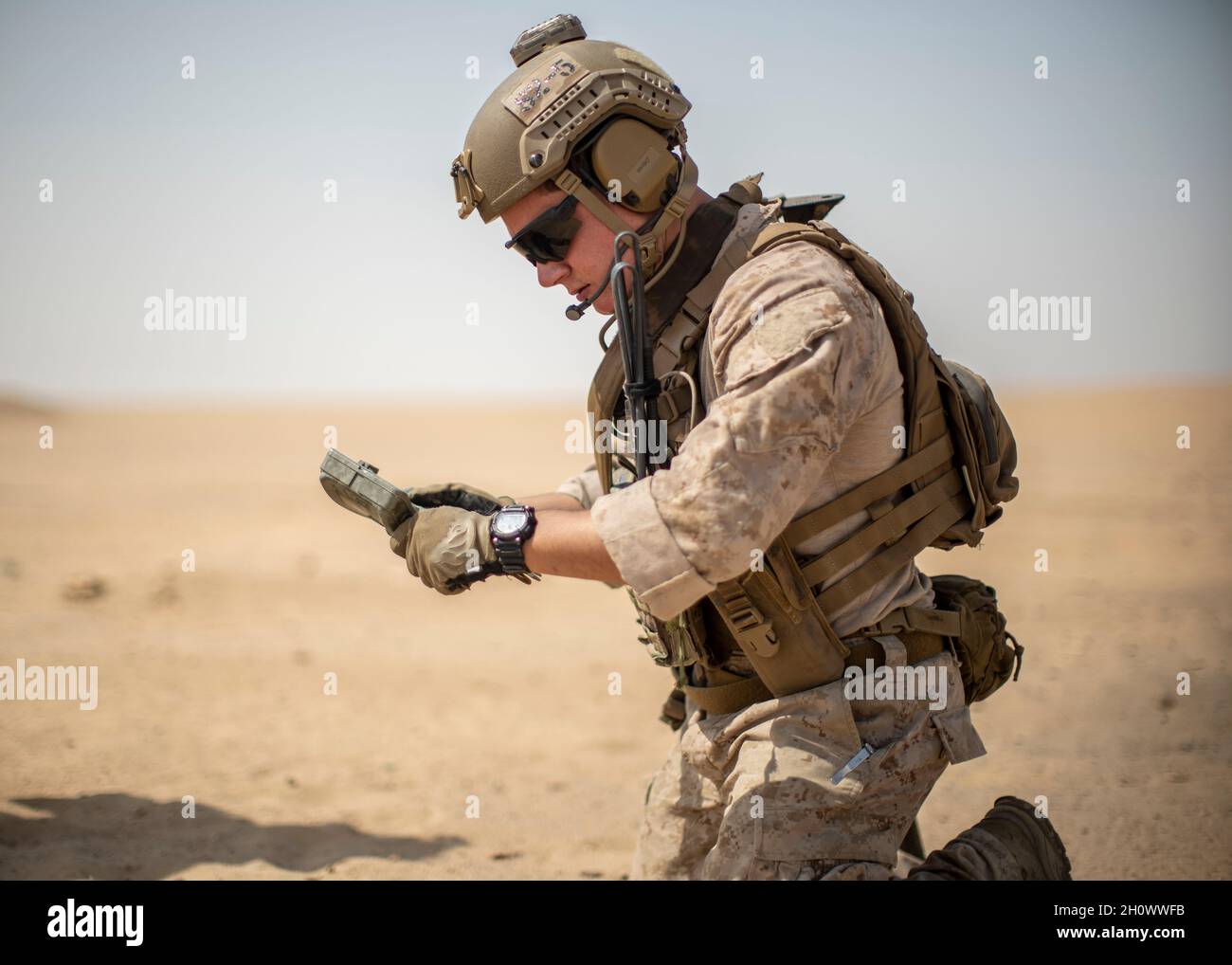 211007-M-ET529-1017 UDARI RANGE COMPLEX, Kuwait (Oct. 7, 2021 ...