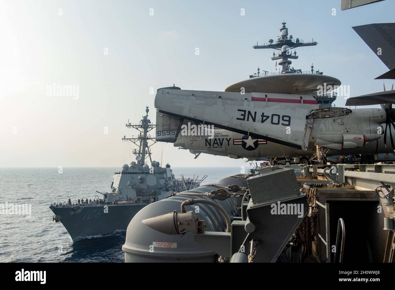 211013-N-RO680-1028 BAY OF BENGAL (Oct. 13, 2021) Arleigh Burke-class ...