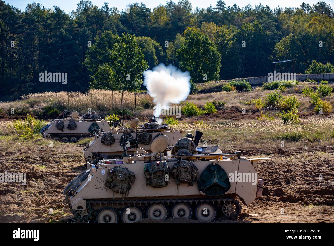 Mortarmen with Headquarters and Headquarters Company “Hoplites,” 2nd ...