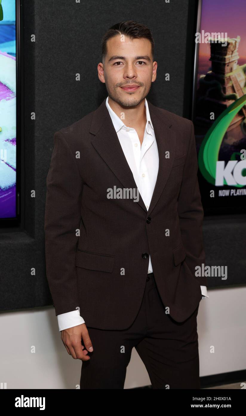 Manolo Gonzalez Etrade