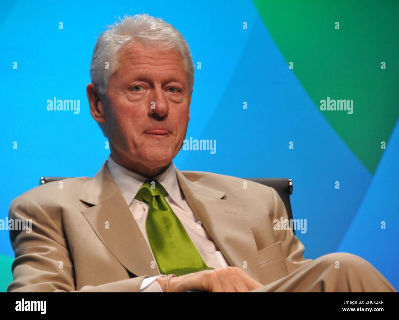 Group of people energy bill hi-res stock photography and images - Alamy