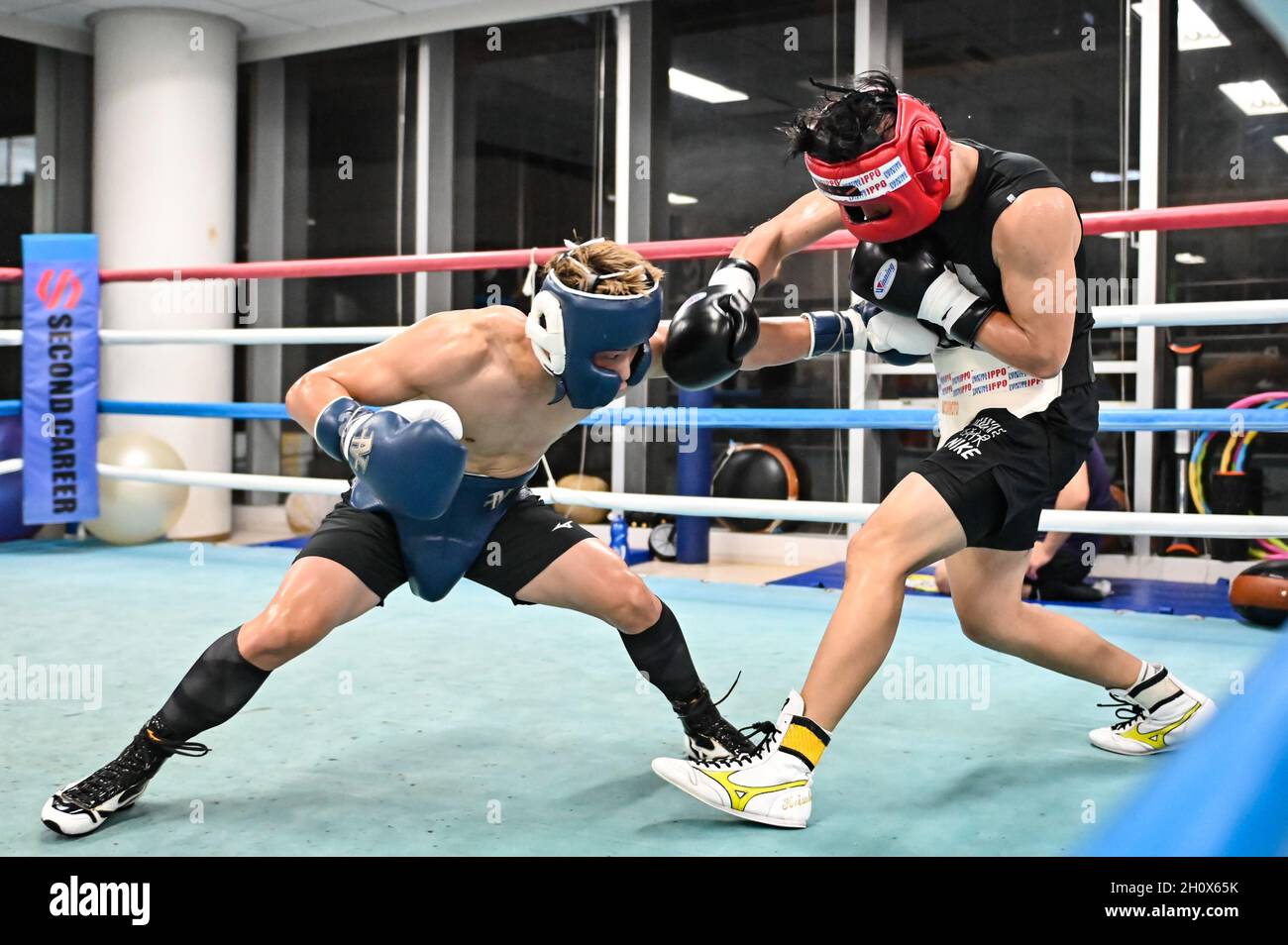 Yokohama, Kanagawa, Japan. 12th Oct, 2021. Naoya Inoue, Keisuke ...