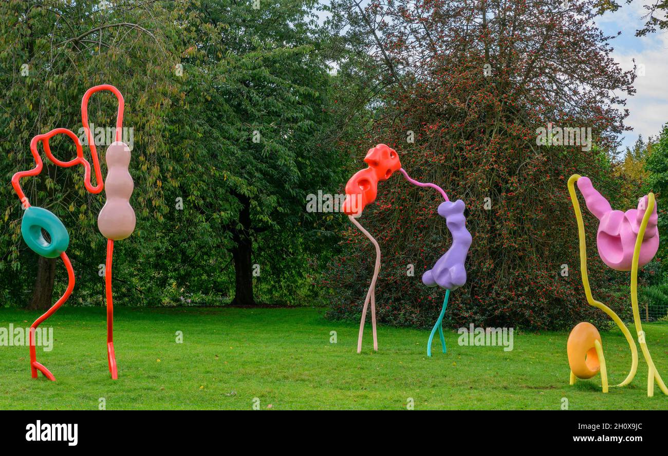 Frieze London 2021 Sculpture trail in The Regents Park. Image: Vanessa ...
