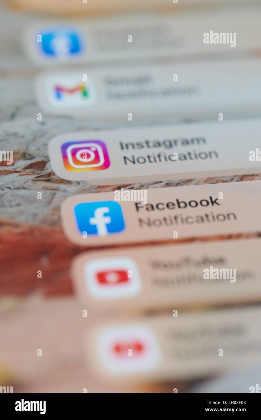 Notification hi-res stock photography and images - Alamy