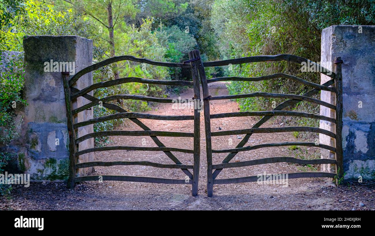Minorcan gate hi-res stock photography and images - Alamy