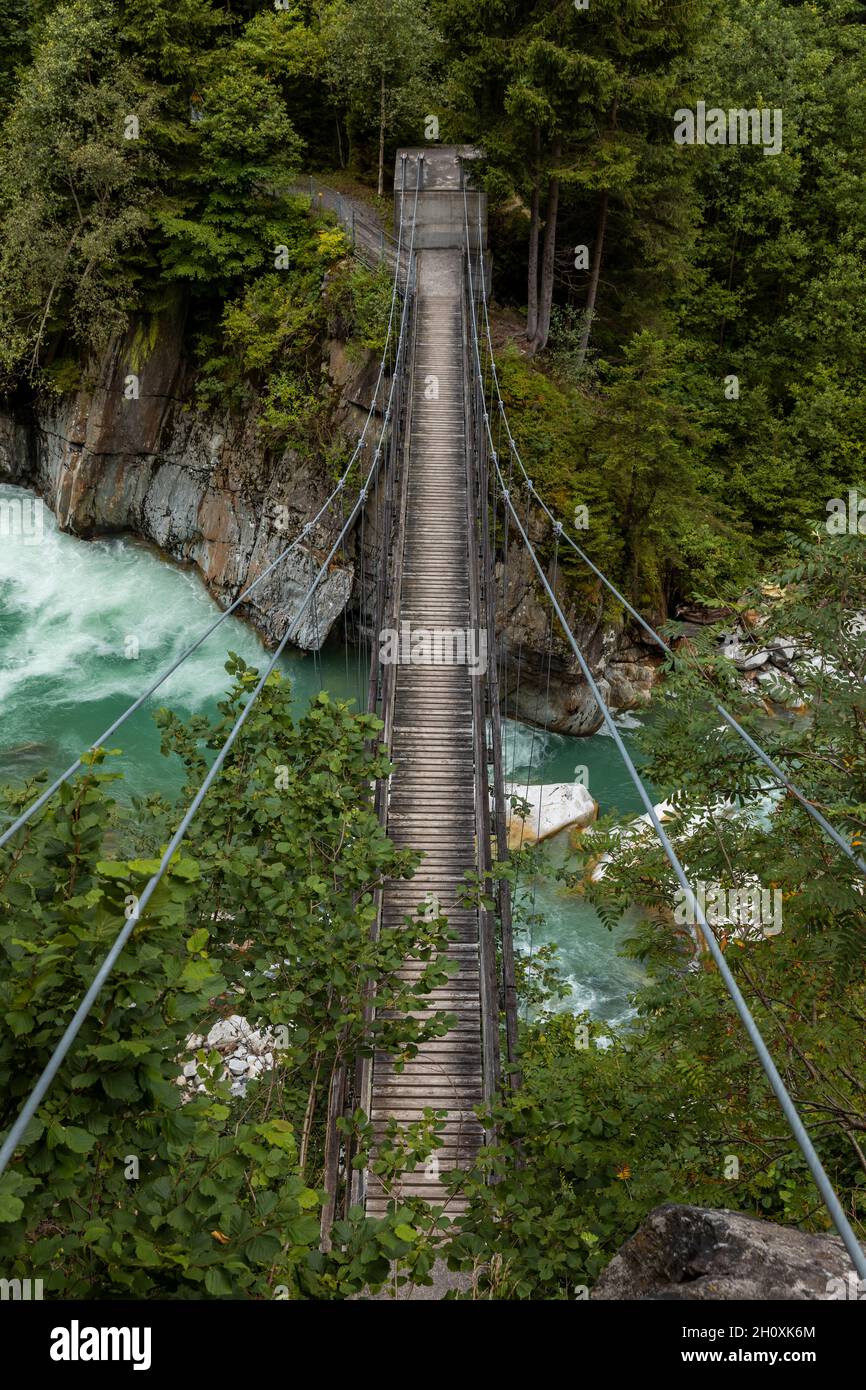 Tibetan rope bridge hi-res stock photography and images - Alamy