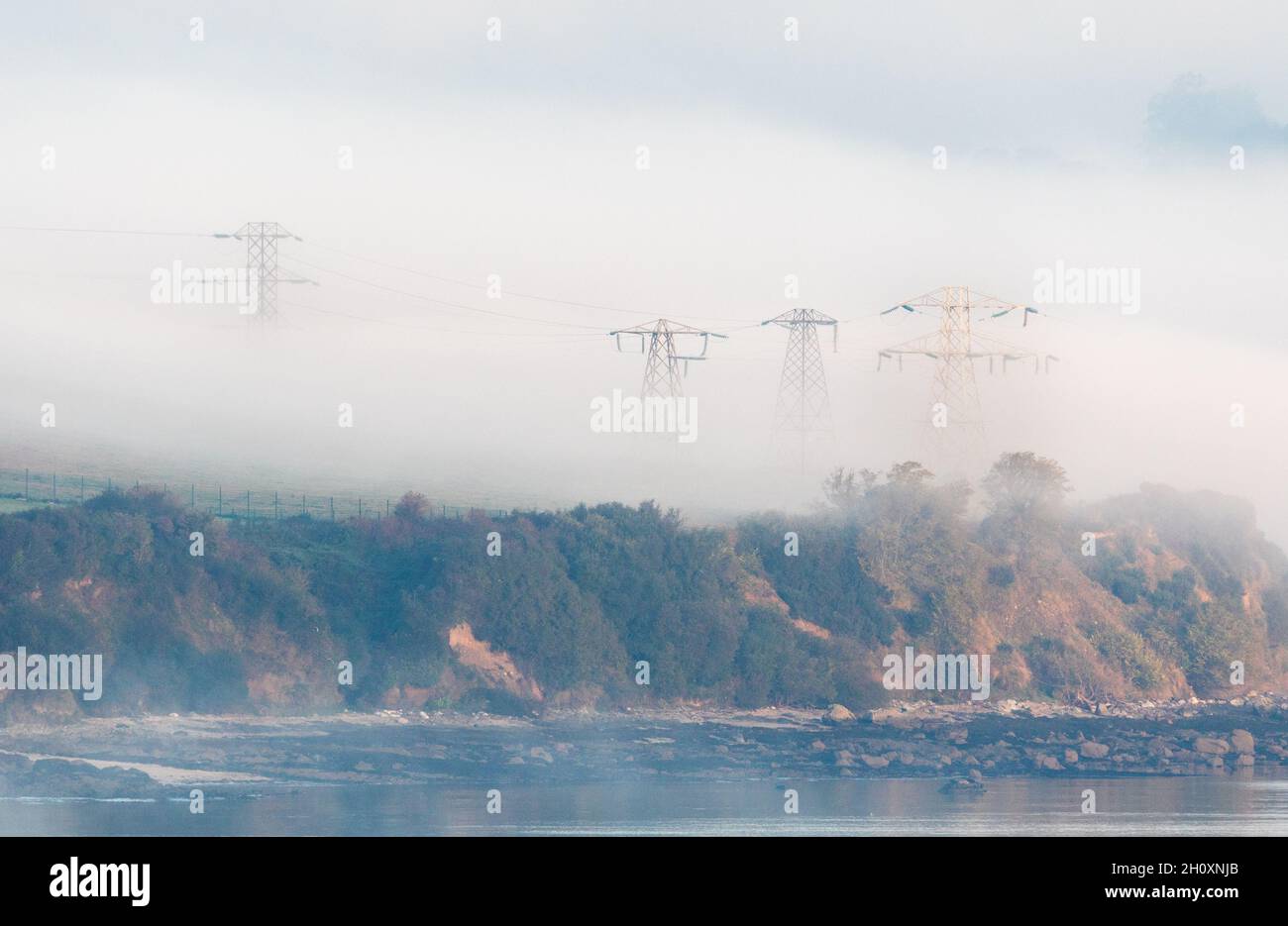 Electricty pylons ireland hi-res stock photography and images - Alamy