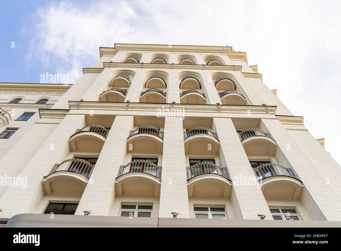 1950s high rise hi-res stock photography and images - Alamy