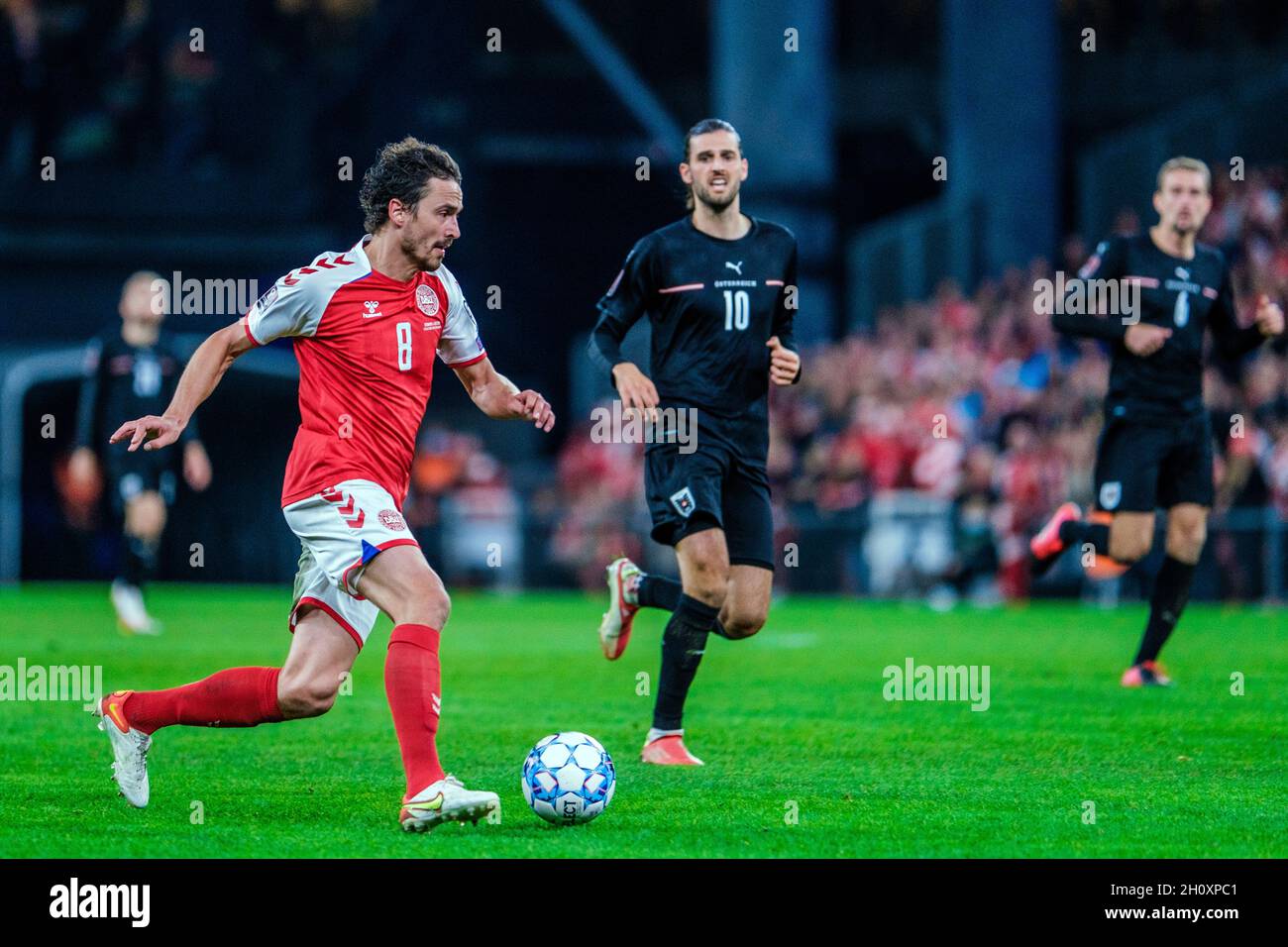Copenhagen, Denmark. 12th, October 2021. Thomas Delaney (8) of Denmark ...