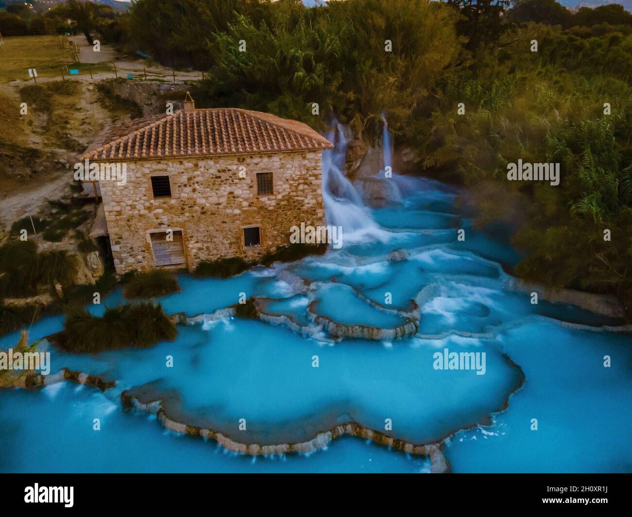Toscane Italy, natural spa with waterfalls and hot springs at Saturnia ...