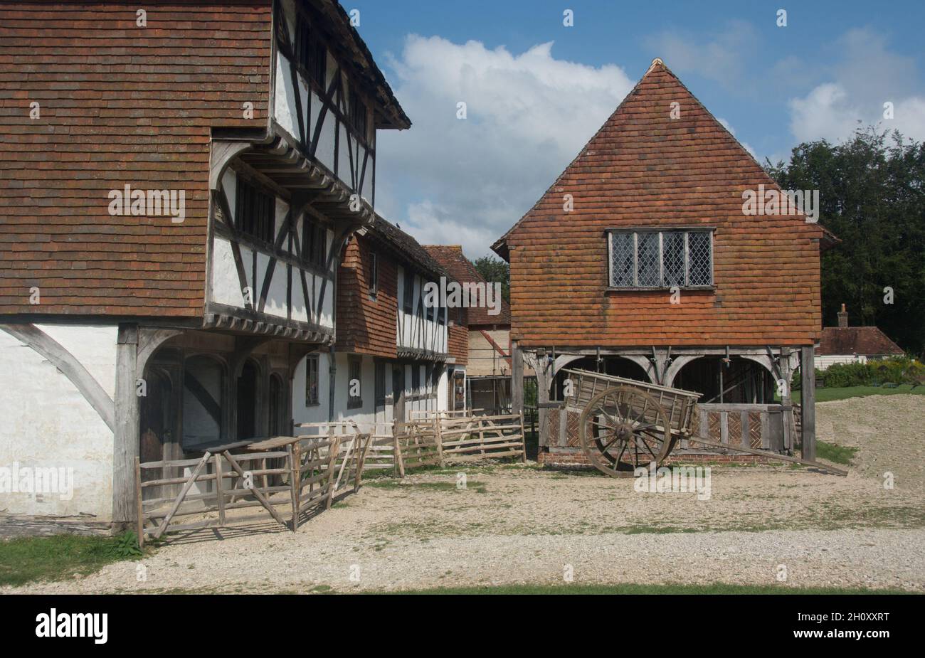 Timber framed market hall hi-res stock photography and images - Alamy
