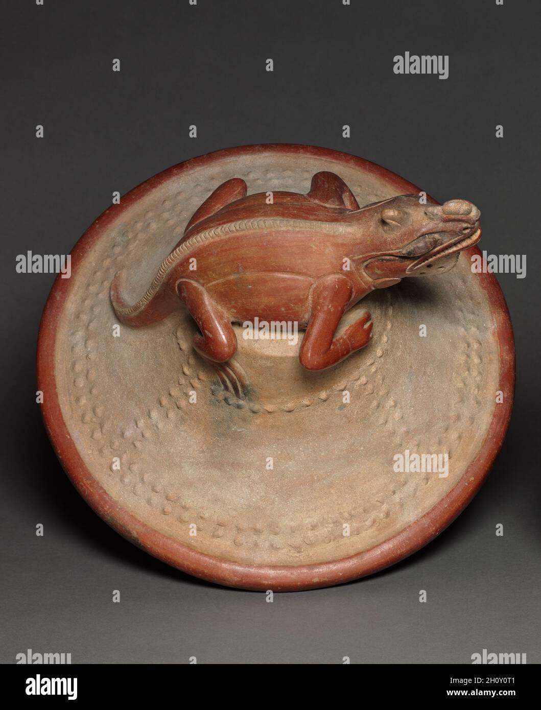Lid of Bowl with Iguana, c. 600–1100 (Thermoluminescence date, 995–1395 ...