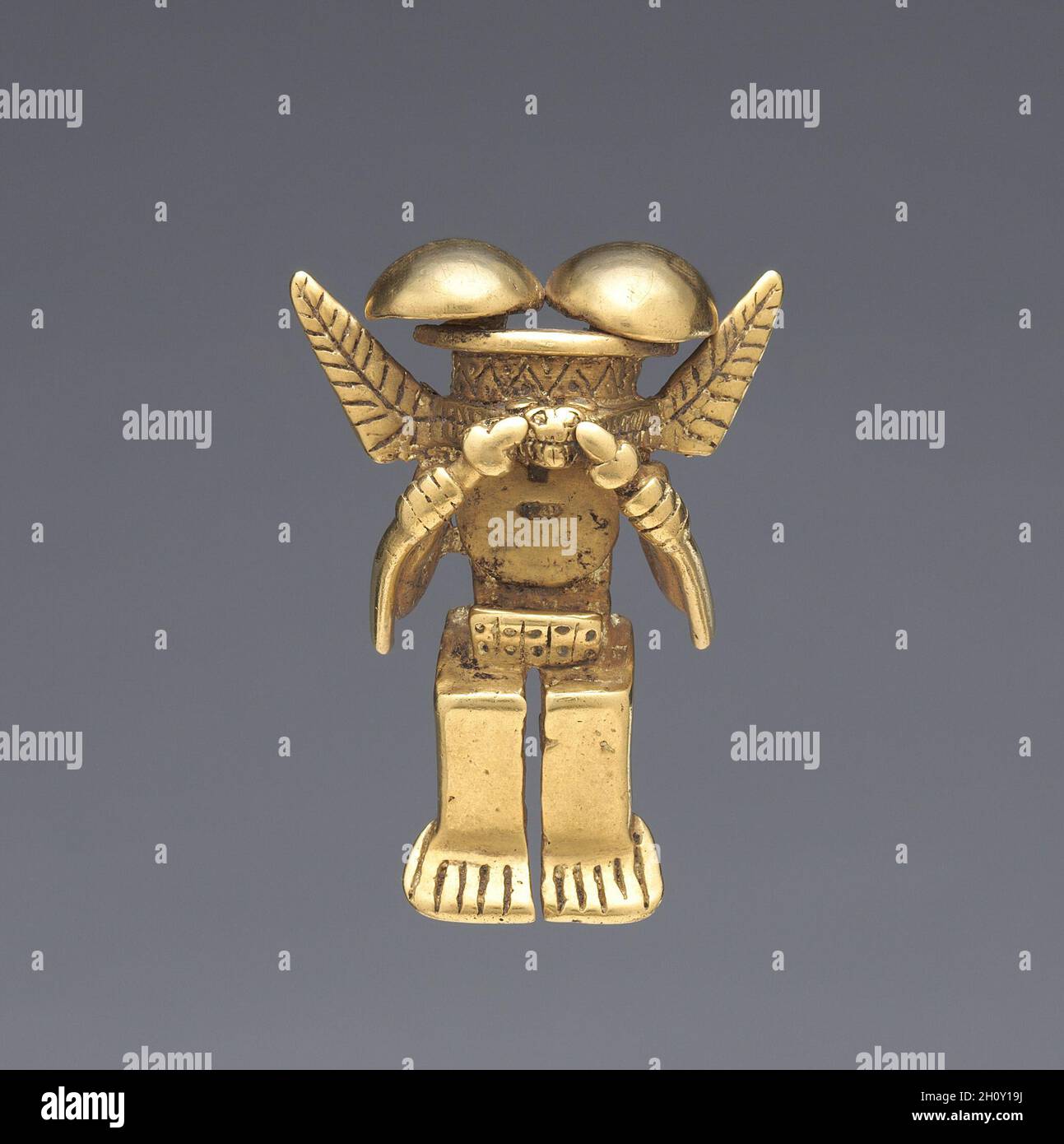 Quimbaya style hi-res stock photography and images - Alamy