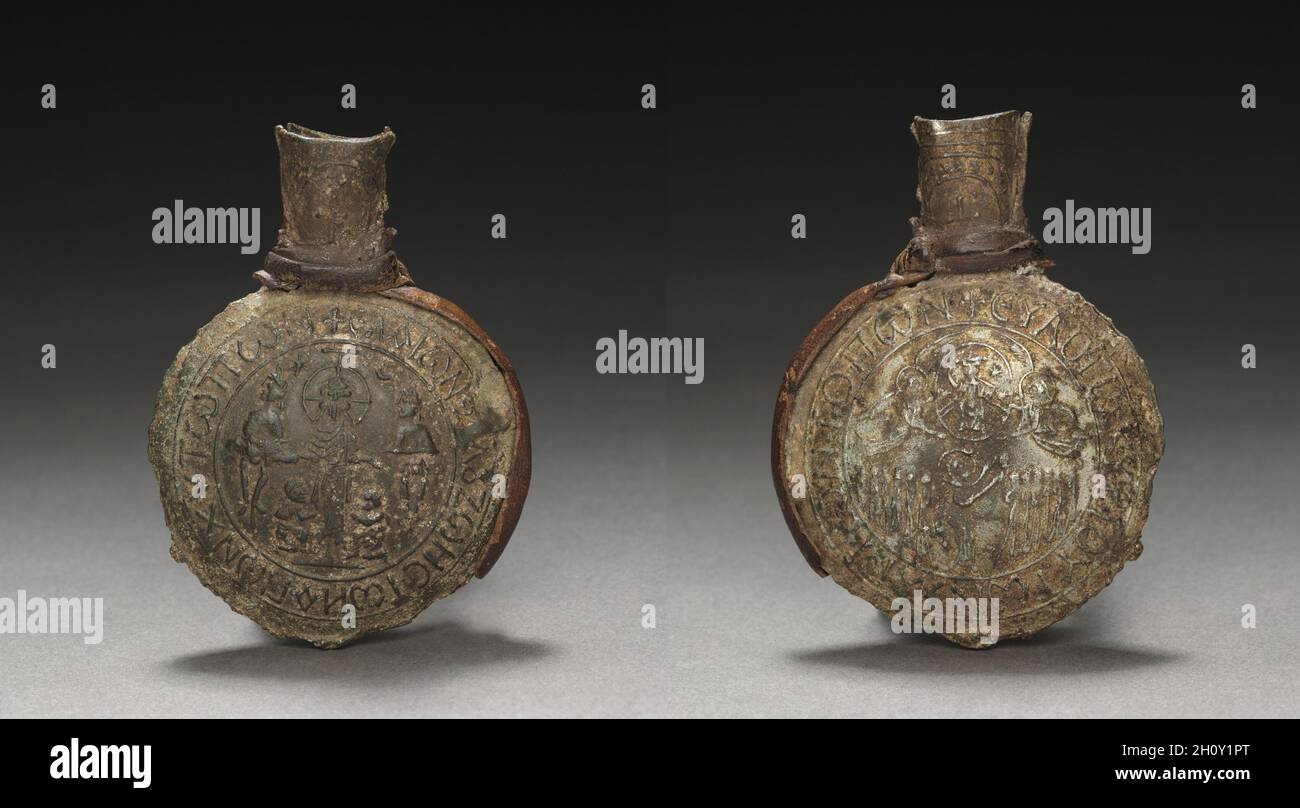 Pilgrims ampulla hi-res stock photography and images - Alamy